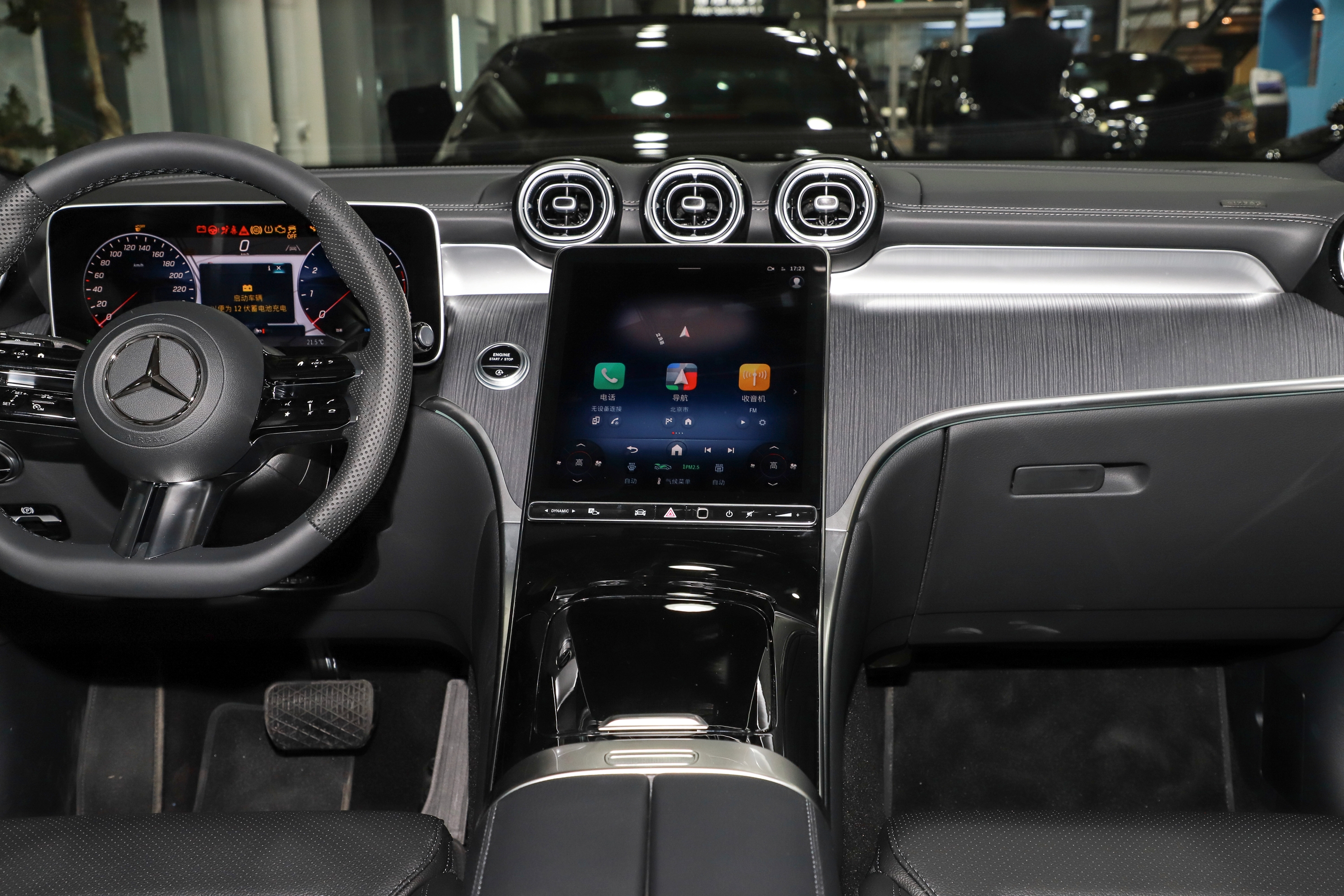 【2025款 奔驰GLC GLC 260 L 4MATIC 豪华型 5座汽车报价_图片_参数配置】-易车_四川瑞星行奔驰