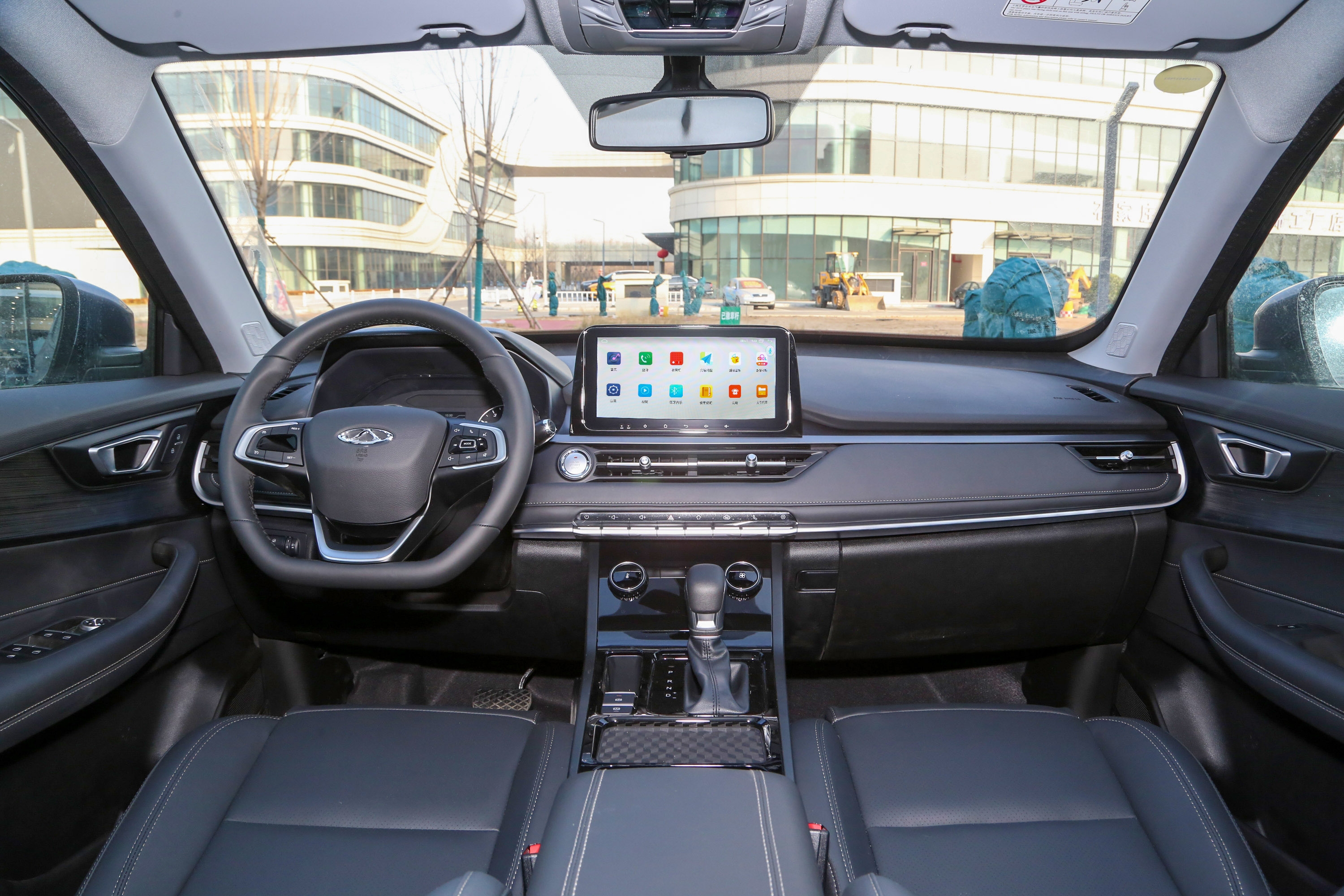 【2025款 瑞虎5x 1.5L CVT卓越版汽车报价_图片_参数配置】-易车_奇瑞福建新闽通体验中心