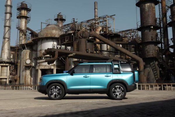 【BJ30 旅行家旅行焕新价 8.39万元上市_汽车新闻】-易车_南京绅焱