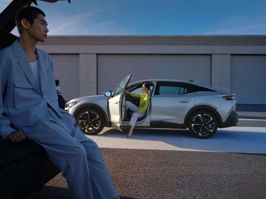 【唯我Style“年轻人猎装车”2025款408X_汽车新闻】-易车_上海鹏宇汽车